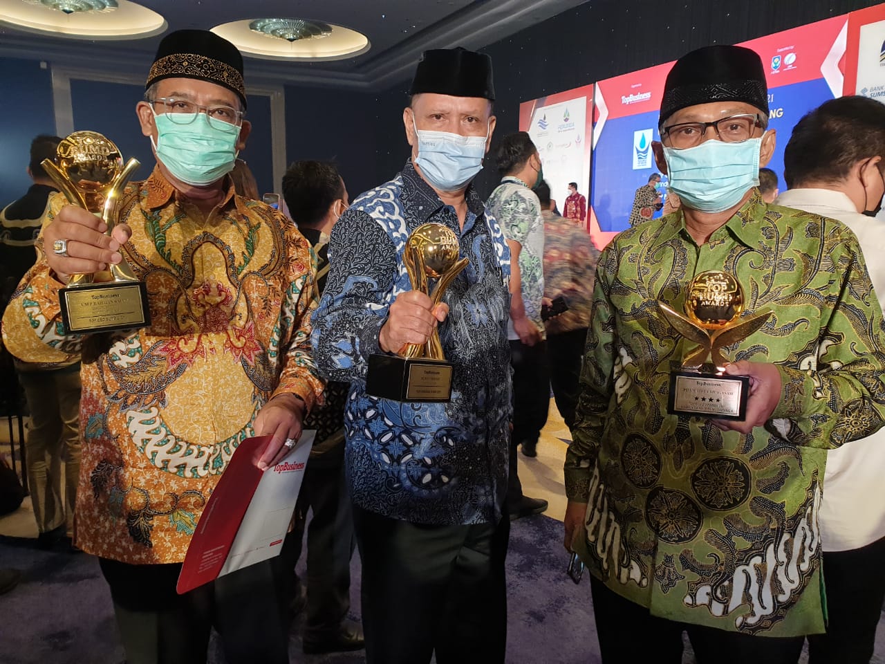 PDAM Tirta Bhagasasi Bekasi Raih TOP BUMD Awards 2021 - PERUMDA TIRTA ...